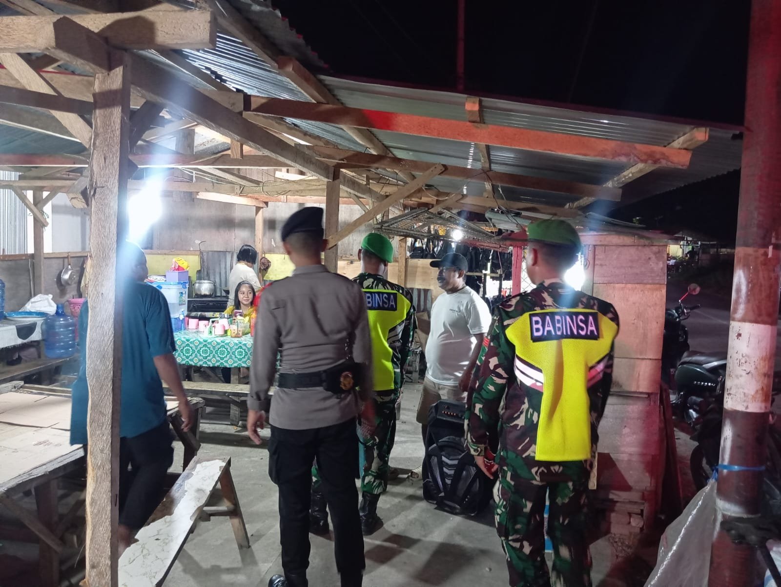 Patroli malam Kodim 1316/Boalemo: Respon Cepat Pasca Natal, Berikan ...